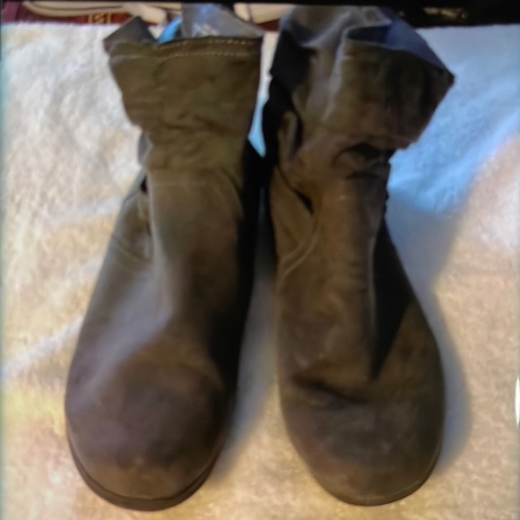 Basic Editions | Shoes | Basic Editions Women 9 Charcoal Grey Ankle ...